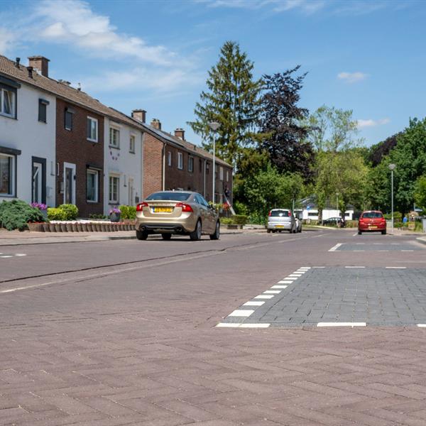 Bocholtz, Bongerdplein e.o. | Façade Beton
